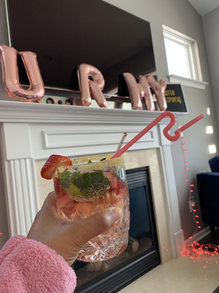 10 Ways To Create The Perfect Sister Sleepover | cr8joi